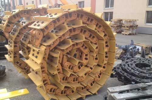 Гусеница бульдозера Komatsu D275-A5