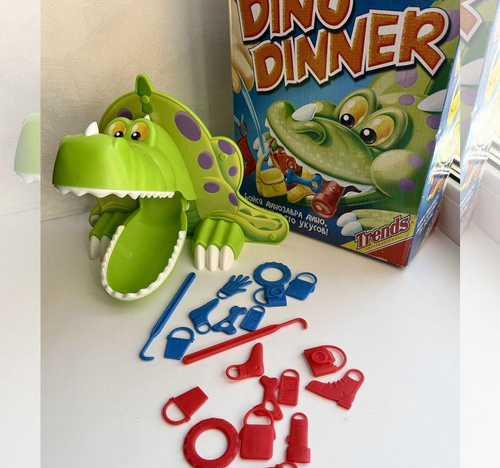 Настольная игра Dino Dinner