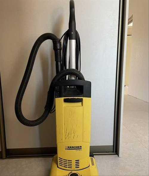 Пылесос Karcher CV 30/1, щеточный