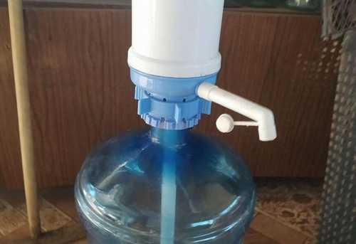 Помпа для воды с бутылкой