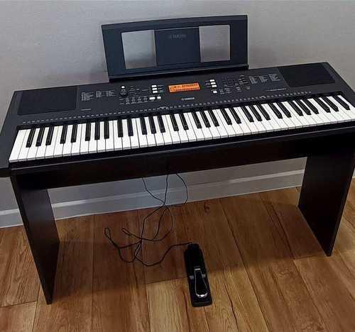 Yamaha PSR-EW300 Интерактивный синтезатор