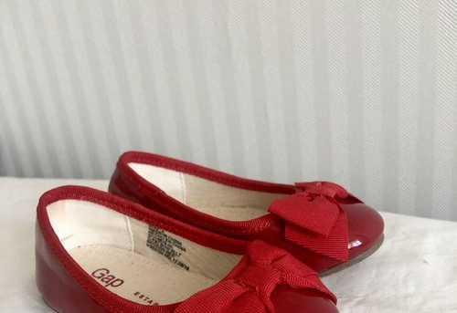 Туфли лакированные красные для девочки 20 размер