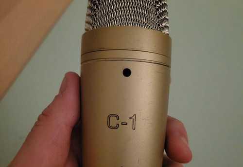 Студийный микрофон behringer c1