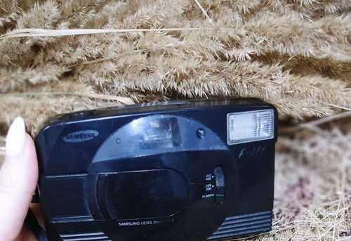 Плёночный фотоаппарат F 111