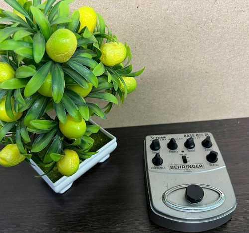 Behringer BDI21 Bass Amp Modeler для Бас гитары