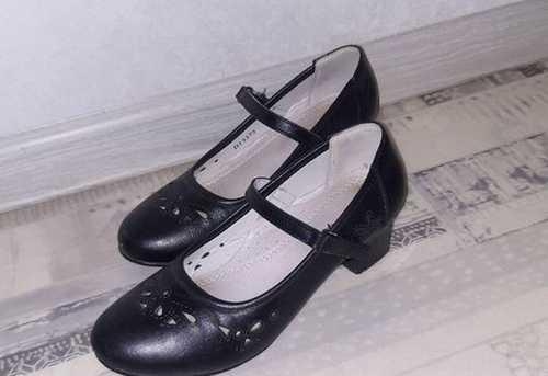 Туфли для девочки 35 размер черные