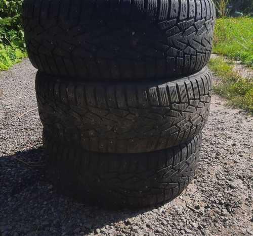 Nokian Tyres Hakkapeliitta 7 225/55 R17 и 235/55 R17 92T