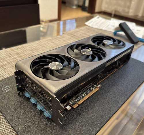 Видеокарта AMD Sapphire RX7800XT (новая)