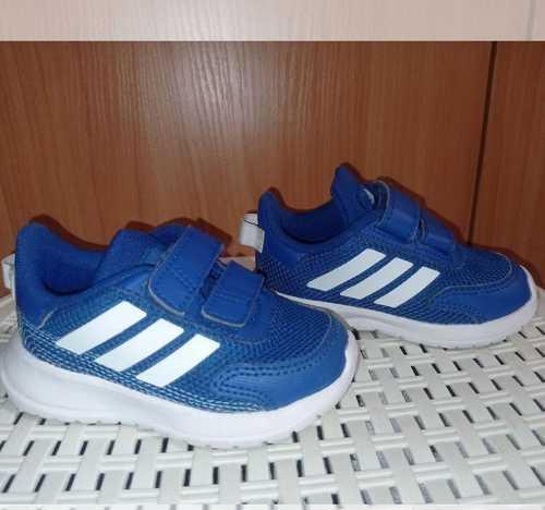 Кроссовки adidas 21 р-р
