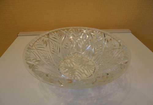 Салатник стеклянный диаметр 23 см