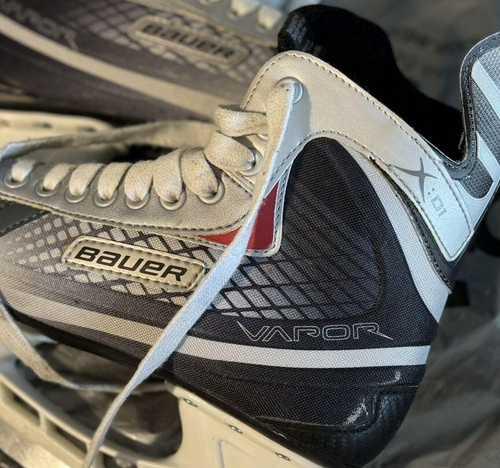 Хоккейные коньки bauer