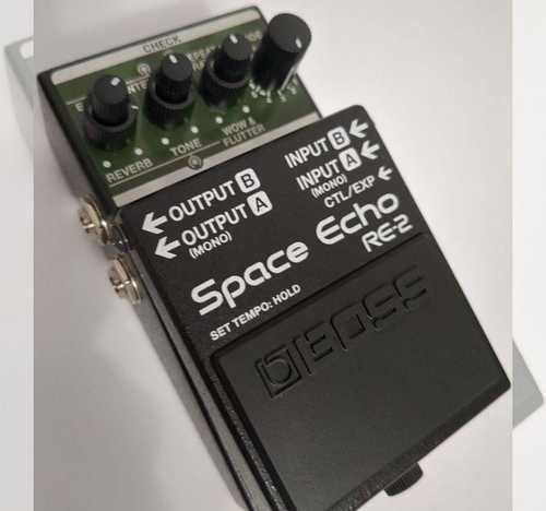 Гитарная педаль Boss Space Echo RE-2