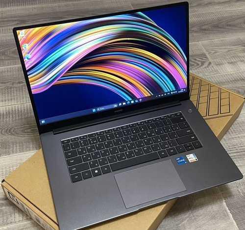 Huawei Matebook 15 / i5-1155G7 / Полный комплект