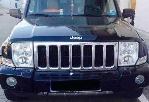 В разборе Jeep Commander