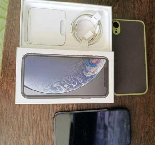 iPhone Xr, 64 ГБ