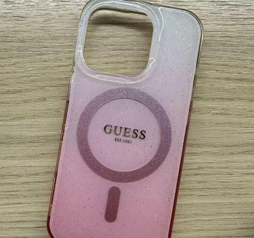 Чехол на iPhone 16 pro Guess