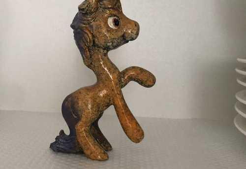 Статуэтка конь лошадь из натурального камня