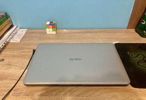 Asus vivobook R543B