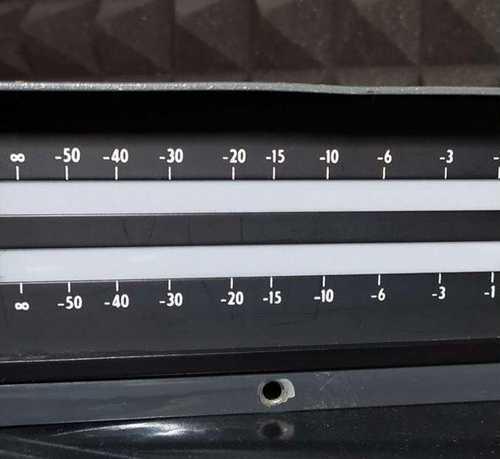 Tesla DIM-3/2, индикатор уровня звукового сигнала