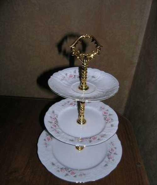Трехярусная тарелка Bernadotte c рельефным декором
