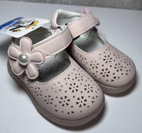 Сандалии для девочки