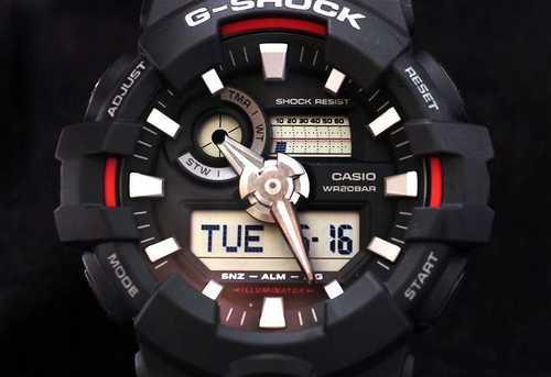 Часы Casio G-Shock GA-700-1A мужские