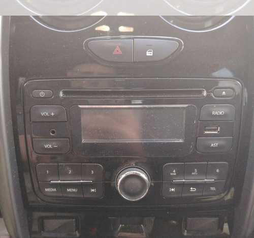 Магнитола renault largus