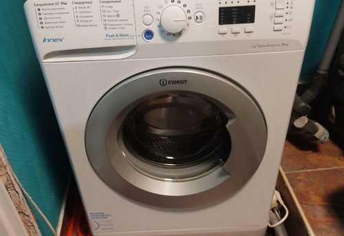 Стиральная машина Indesit bwsa 51051 S мало б\у