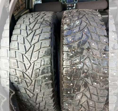 Dunlop SP Winter Ice 02 20.5/60 R16