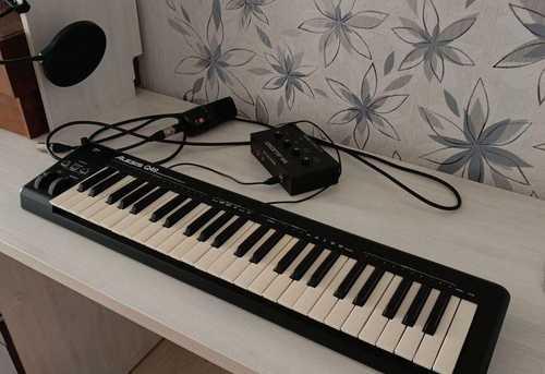 Midi клавиатура Alesis Q49