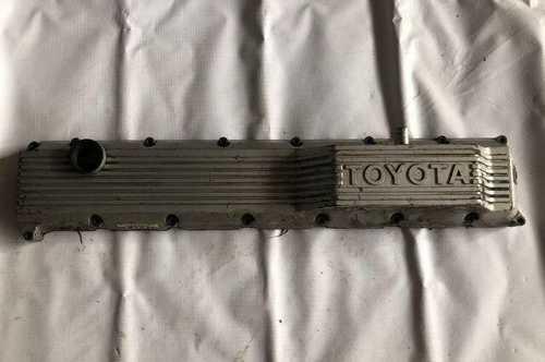 Крышка головки блока цилиндров Toyota Land Cruiser