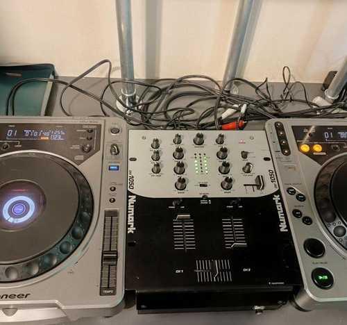 Pioneer Cdj 800 (2шт), Numark DM 1050