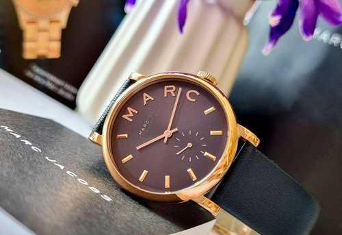 Часы женские Marc Jacobs MBM1329