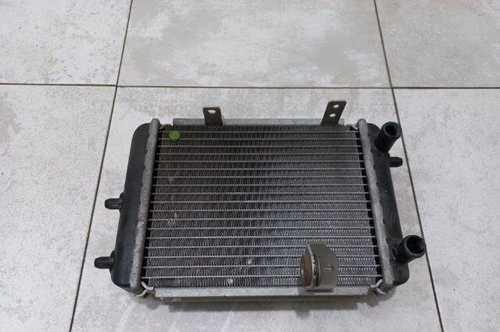 Радиатор интеркуллер Audi S4 B6 4.2 2004