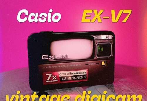Casio EX-V7 digicam for film look