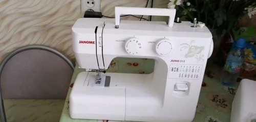 Швейная машина Janome Juno 513