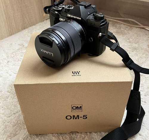 Olympus (OM System) OM-5 Body