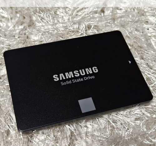 SSD Samsung 870 EVO 2TB (Здоровье 99%)