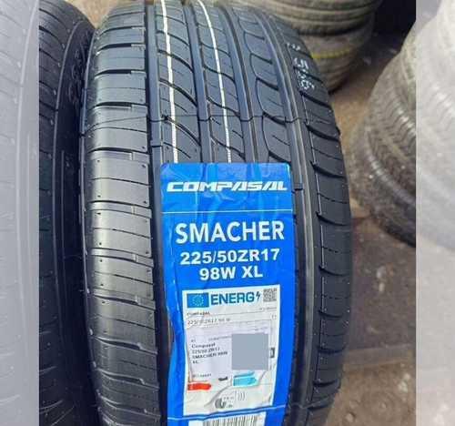 Compasal Smacher 225/50 R17 98W
