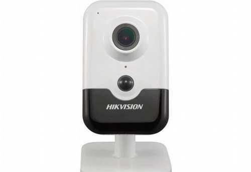 Видеокамера IP Hikvision DS-2CD2423G0-I 2.8-2.8мм