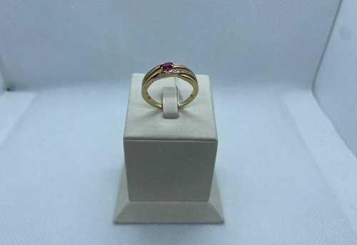 Золотое кольцо с камнем 585 (бульвар)
