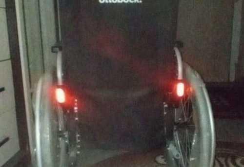 Кресло-коляска, инвалидная
