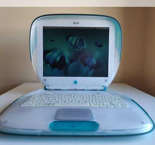 Коллекционный Apple iBook G3 Clamshell M2453