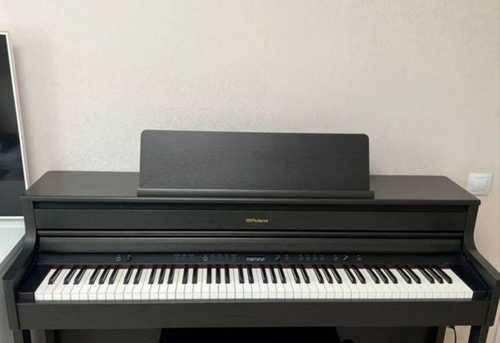 Цифровое пианино Roland HP704-CH