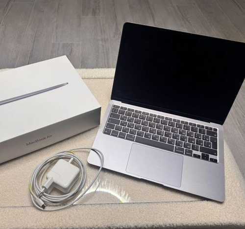 Apple macbook air 13 2020 M1 8gb 256