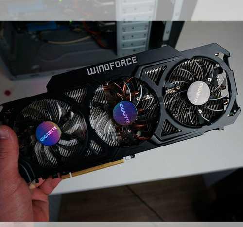 Видеокарта GTX 760 4GB Gigabite Windforce