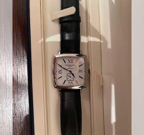 Часы мужские raymond weil