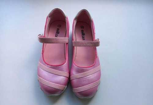 Туфли для девочек 35 размер новые