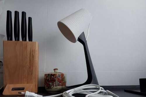 Настольная лампа svallet из IKEA (новая)