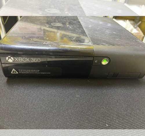 Игровая приставка Microsoft Xbox 360 E (1538)